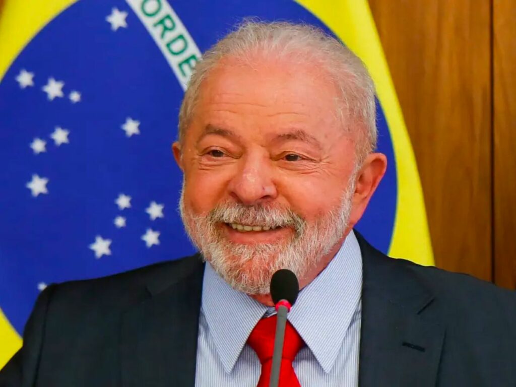 Luiz inácio da silva "LULA" Biografia e Curiosidades - CIA DOS LIVROS